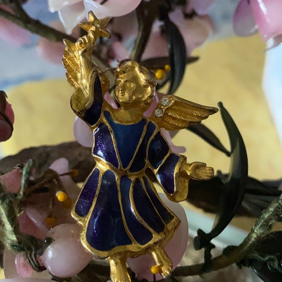 Vintage | Jewelry | Vintage Enamel Angle Brooch | Poshmark